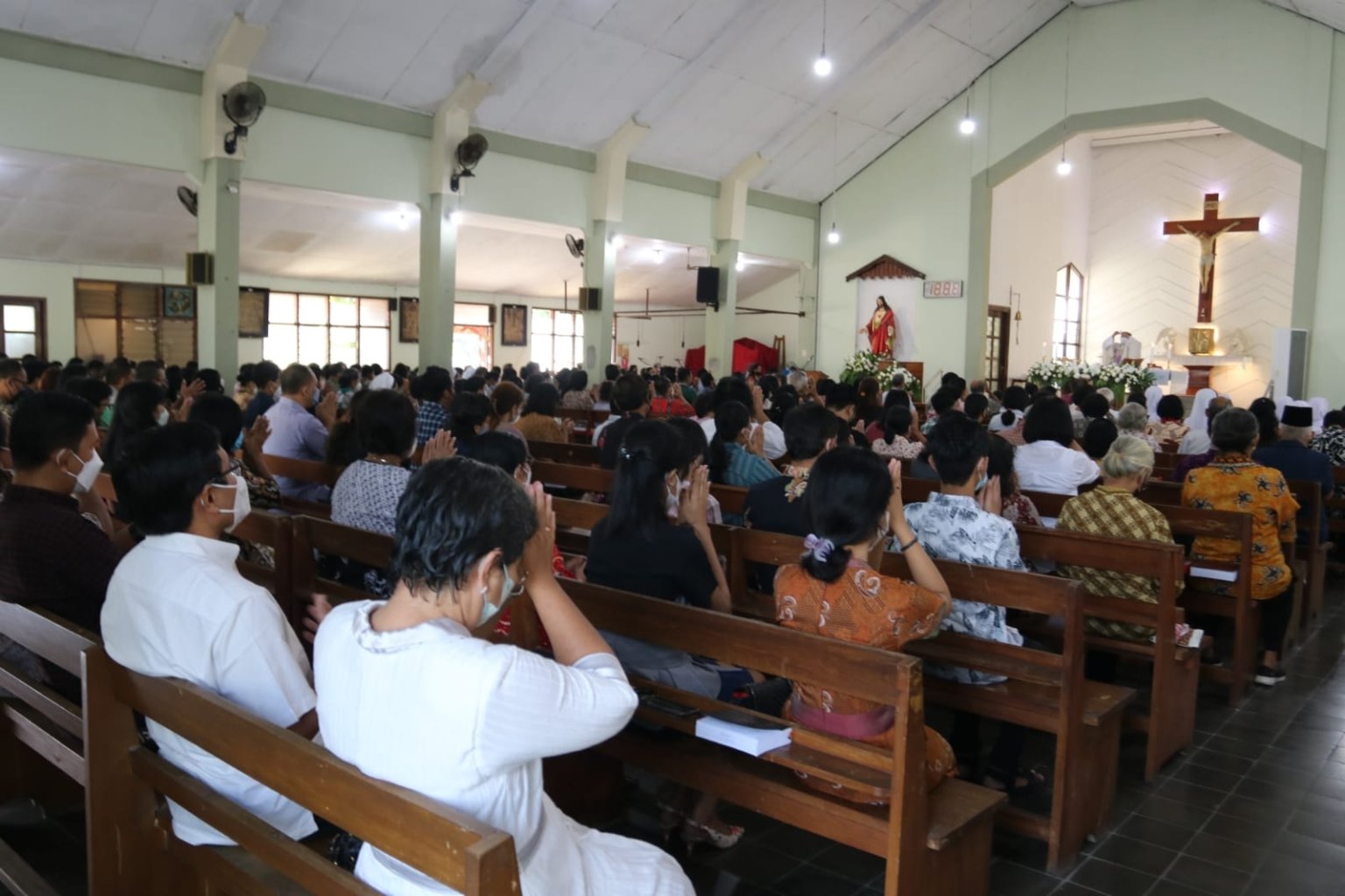 Menghadirkan Wajah Gereja : Apa Maksud dari Berjalan Bersama Semakin ...